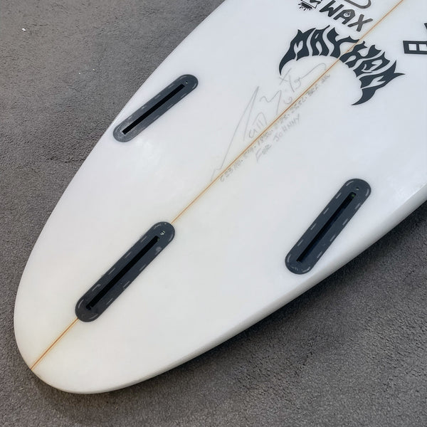 Lost 5'9 Sub Driver Thumb Tail Second Hand Shortboard - 25.5L - White ...